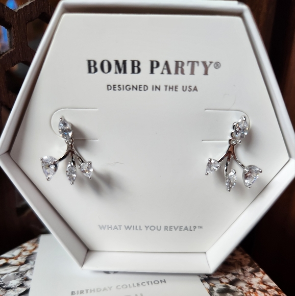 Bomb party | Jewelry | Bomb Party April 223 Always Dreaming | Poshmark
